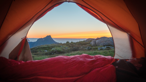 Réparer sa tente : déchirure, zip, bandes décollées | Goodloop
